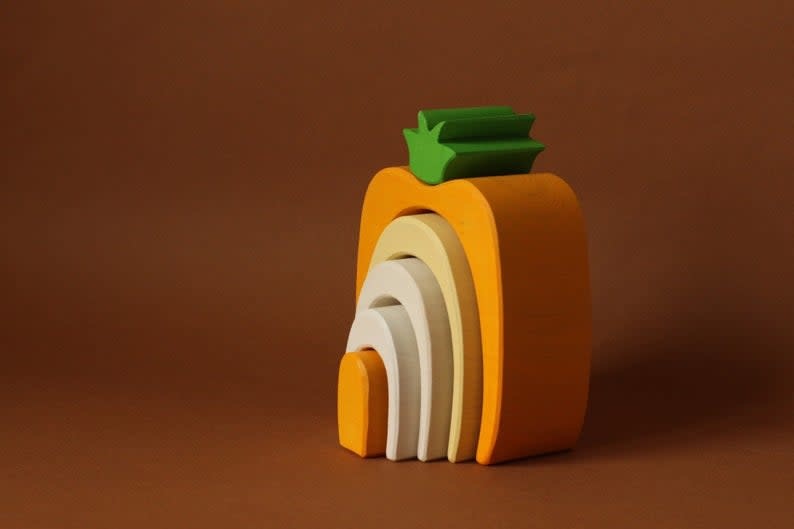 Pineapple Stacker – Hurley Burley Toys